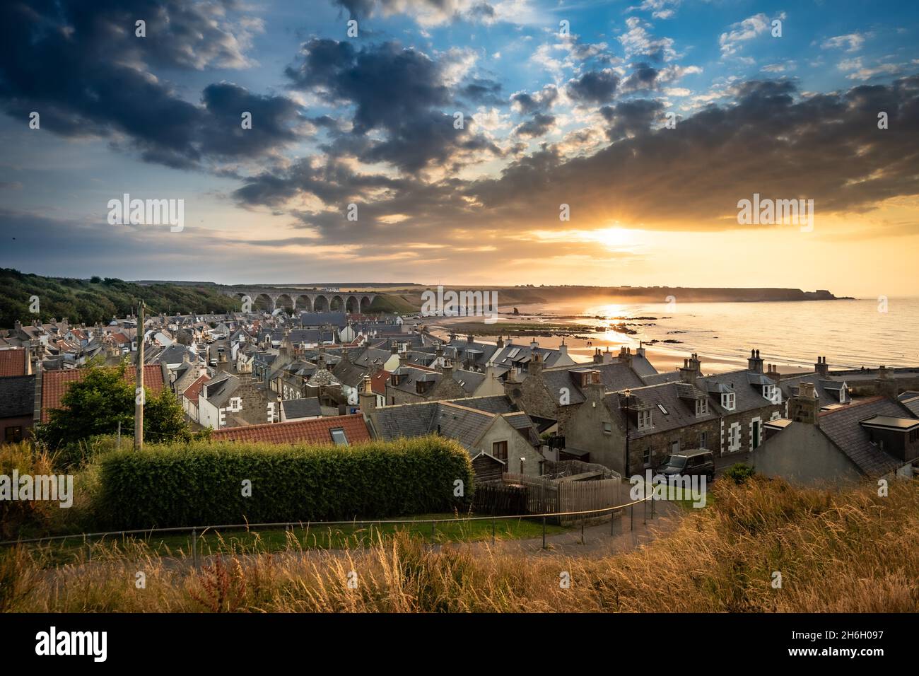 Cullen viaduct hi-res stock photography and images - Alamy