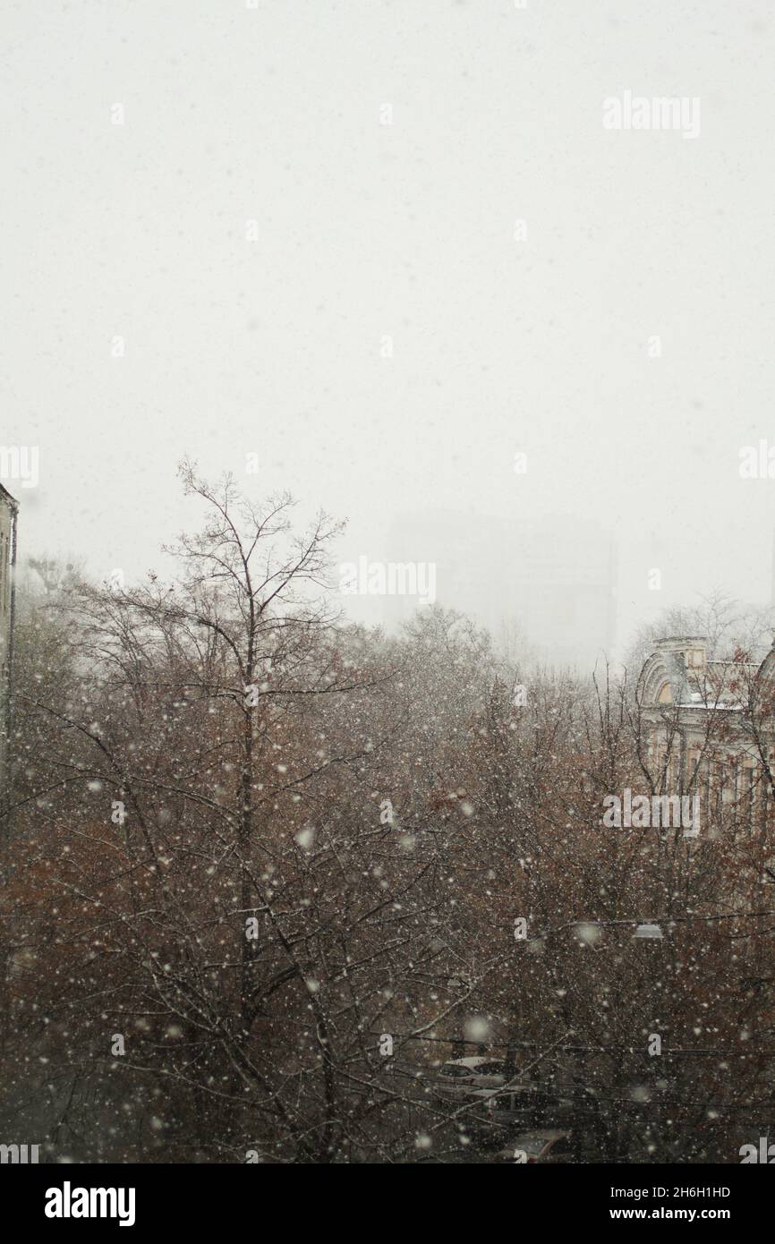 Cloudy weather snow hi-res stock photography and images - Alamy