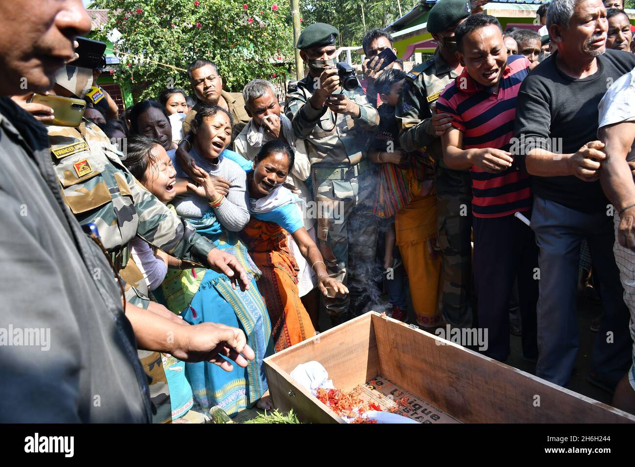 Indian ambush hi-res stock photography and images - Alamy