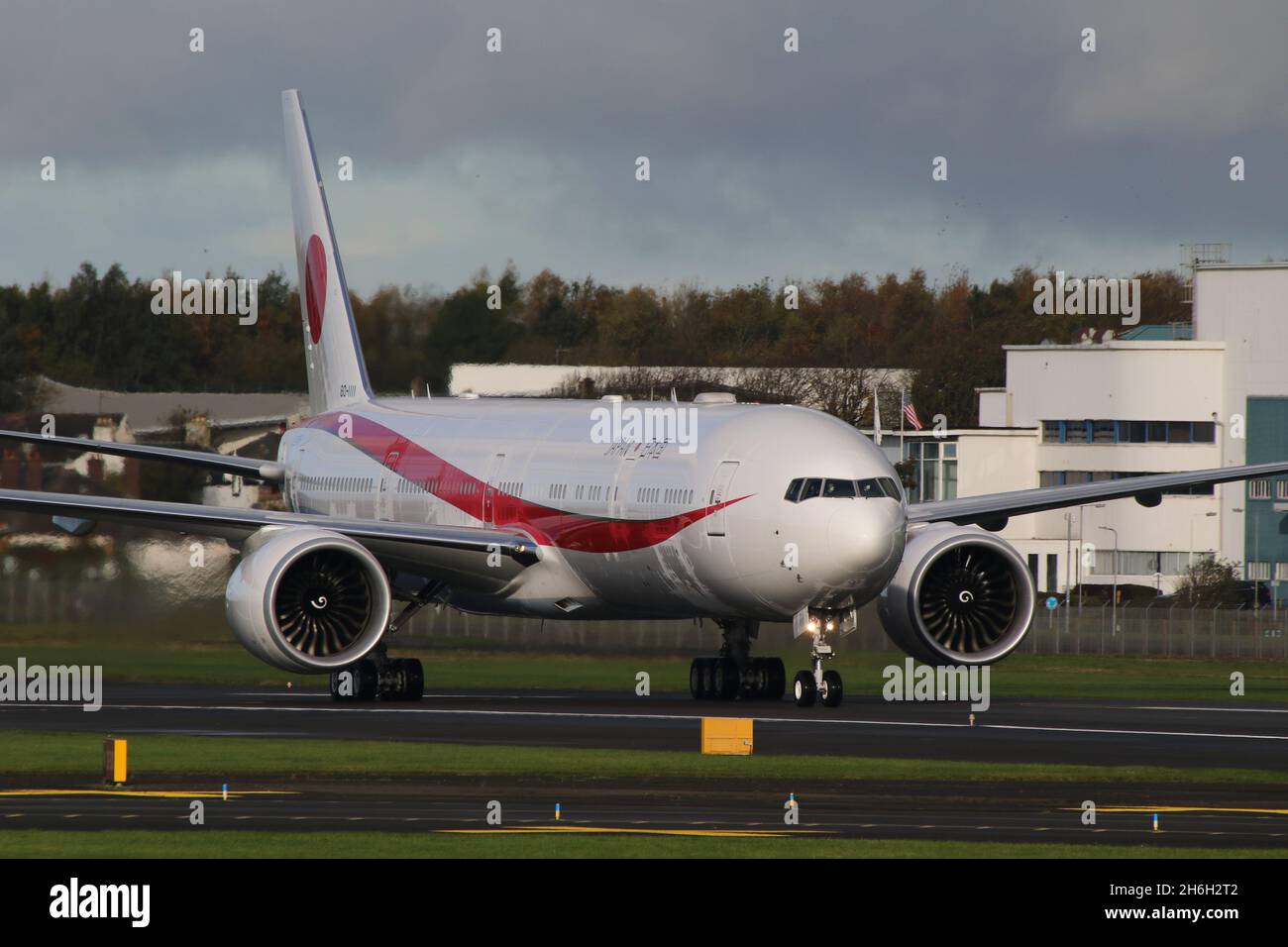 80-1111, a Boeing 777-3SB(ER) operated by the Japan Air Self Defence ...