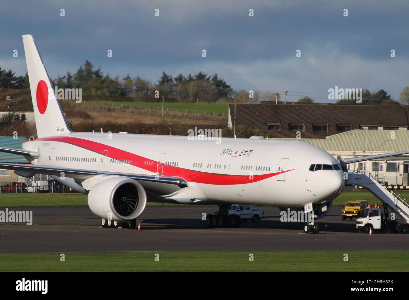 80-1111, a Boeing 777-3SB(ER) operated by the Japan Air Self Defence ...