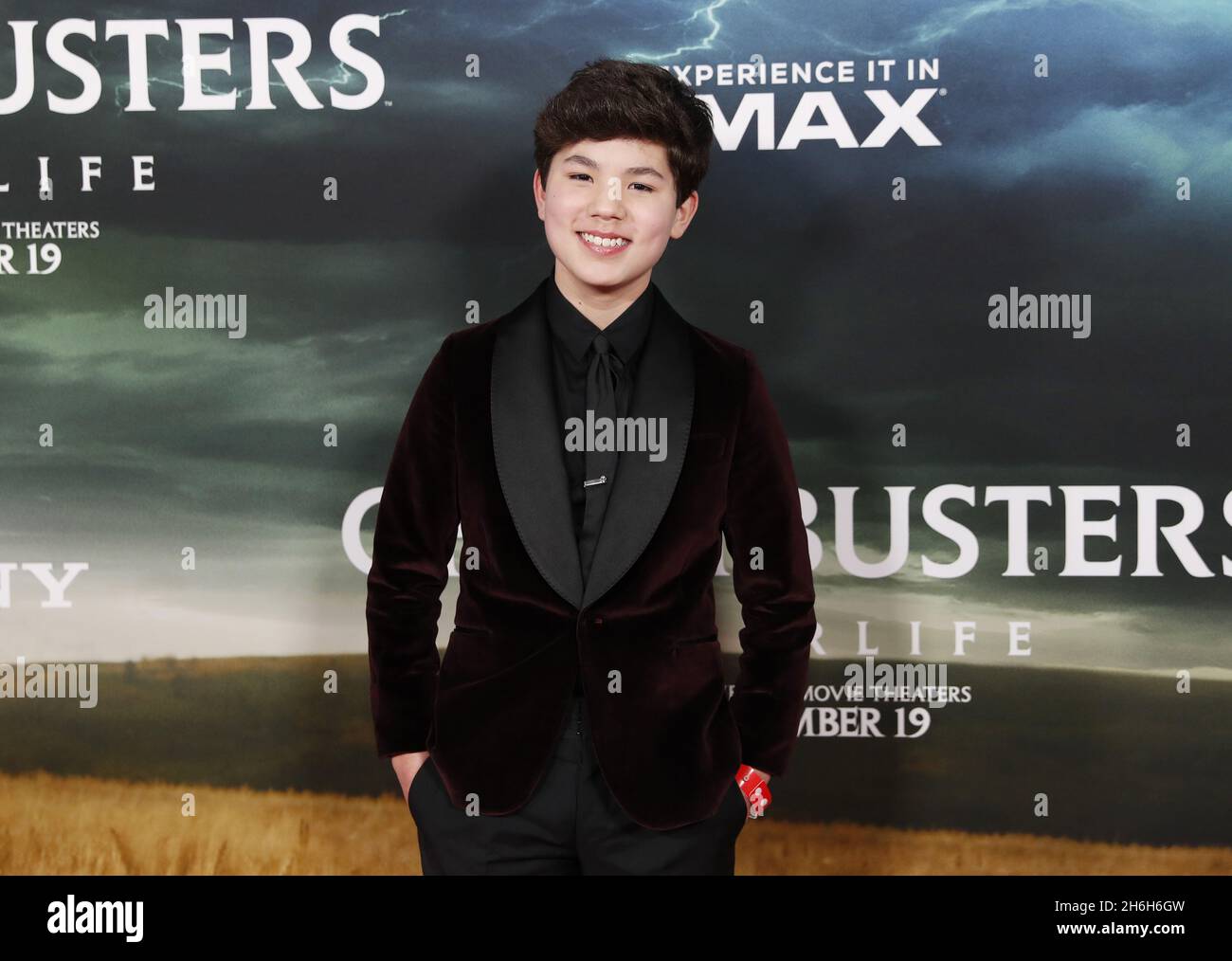 New York, United States. 15th Nov, 2021. Logan Kim arrives on the red ...