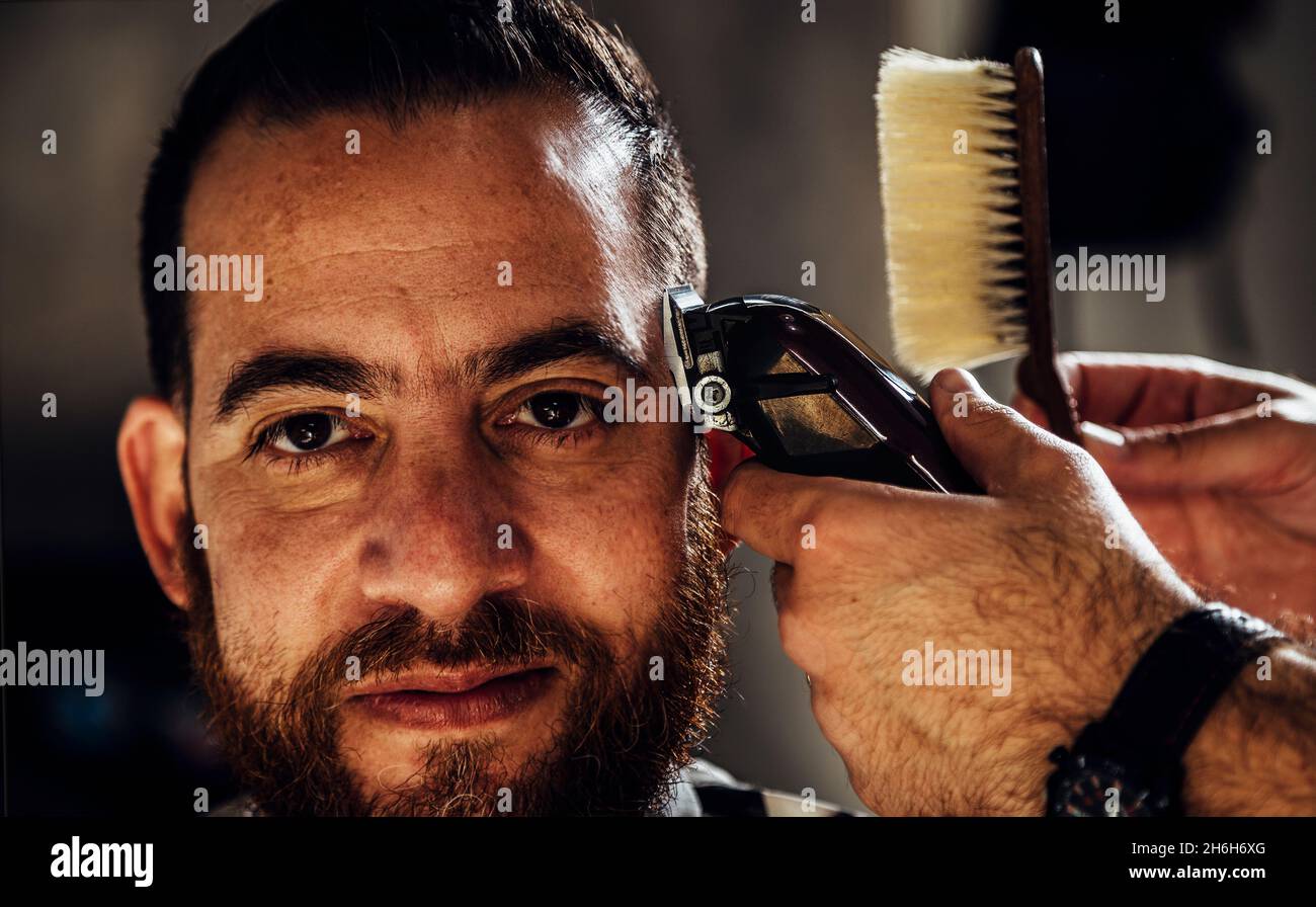 Hair cutting machine hi-res stock photography and images - Alamy