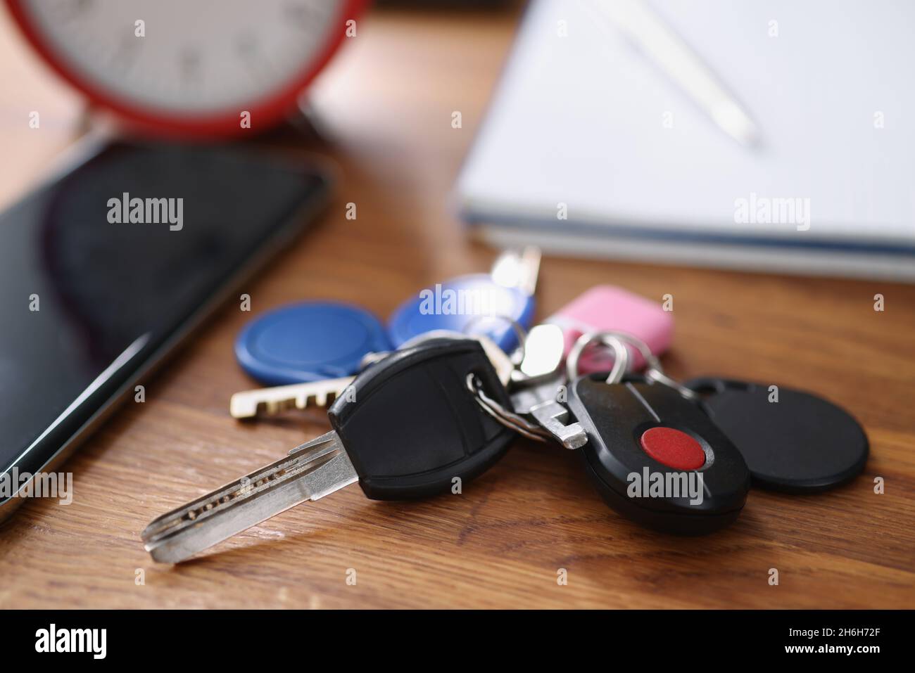 Bundle of car remote keys and keys from home and buzzer Stock Photo - Alamy