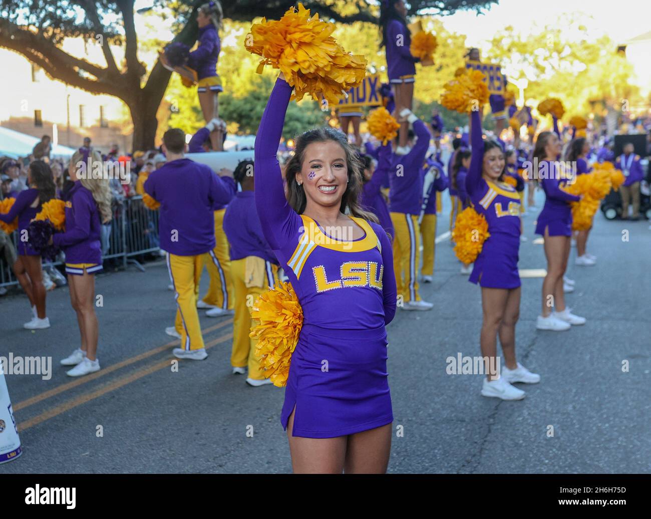 Baton Rouge, LA, USA. 13th Nov, 2021. A LSU Tiger Girl performs prior ...
