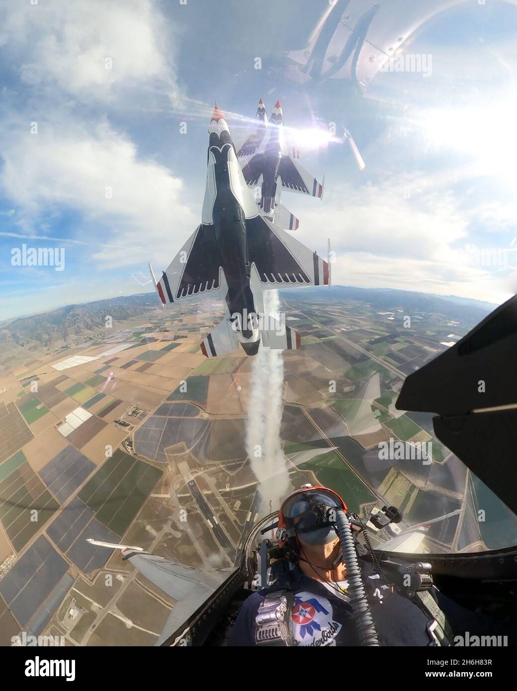 The United States Air Force Air Demonstration Squadron "Thunderbirds ...