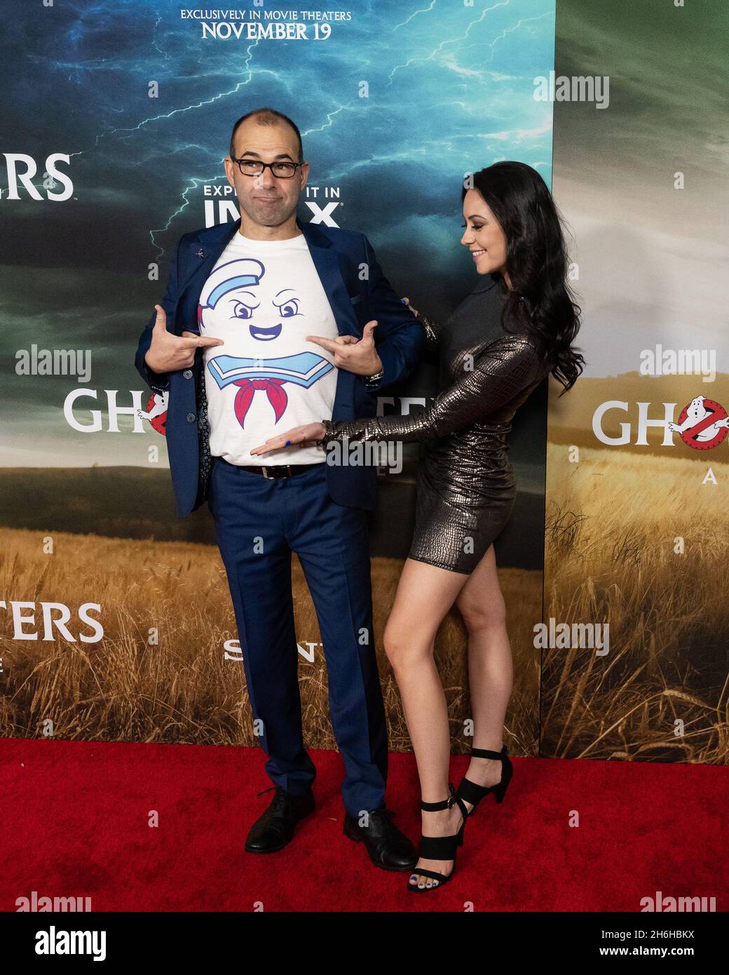 New York, USA. 15th Nov, 2021. James and Melyssa Murray attend the ...