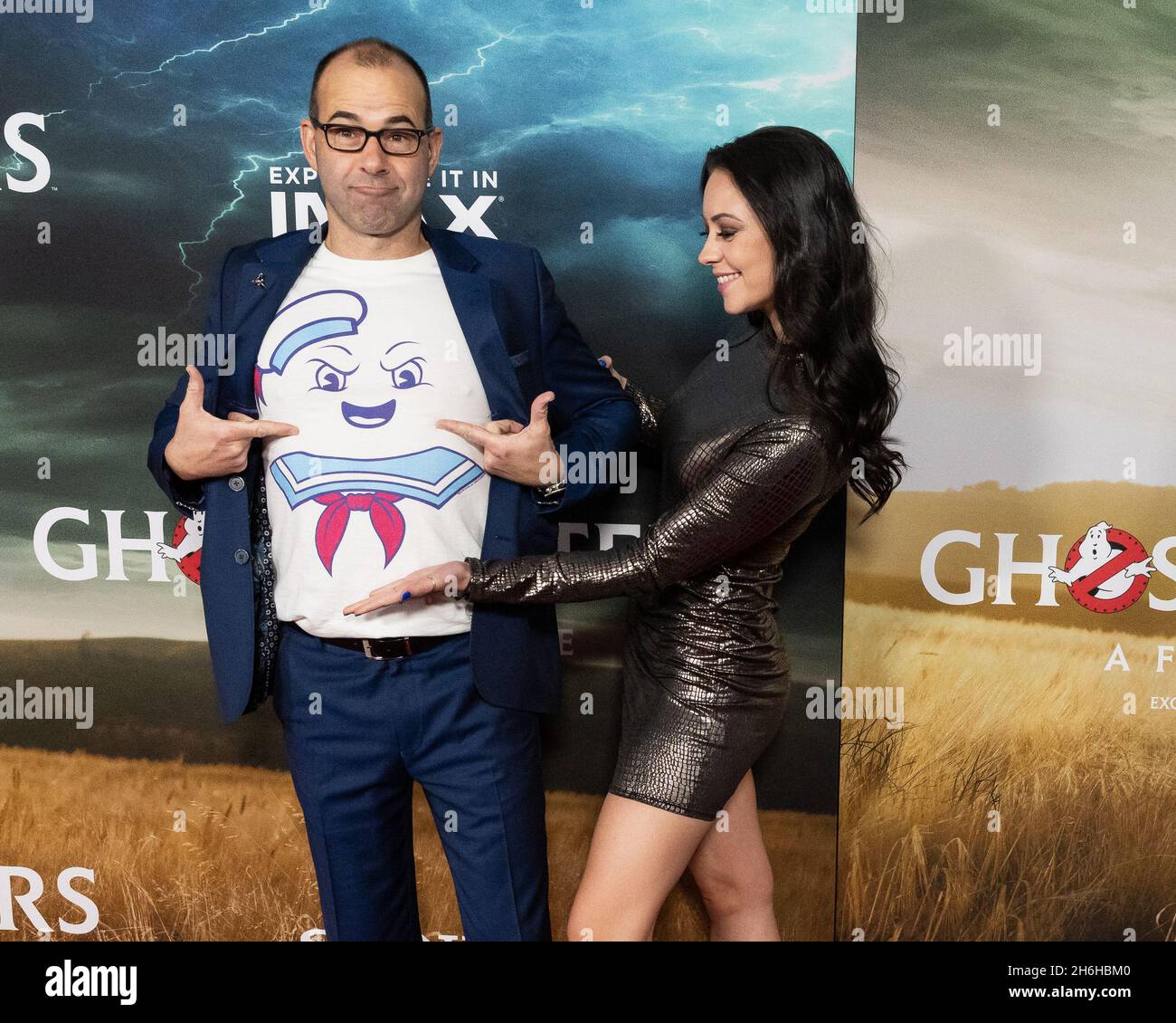 New York, USA. 15th Nov, 2021. James and Melyssa Murray attend the ...