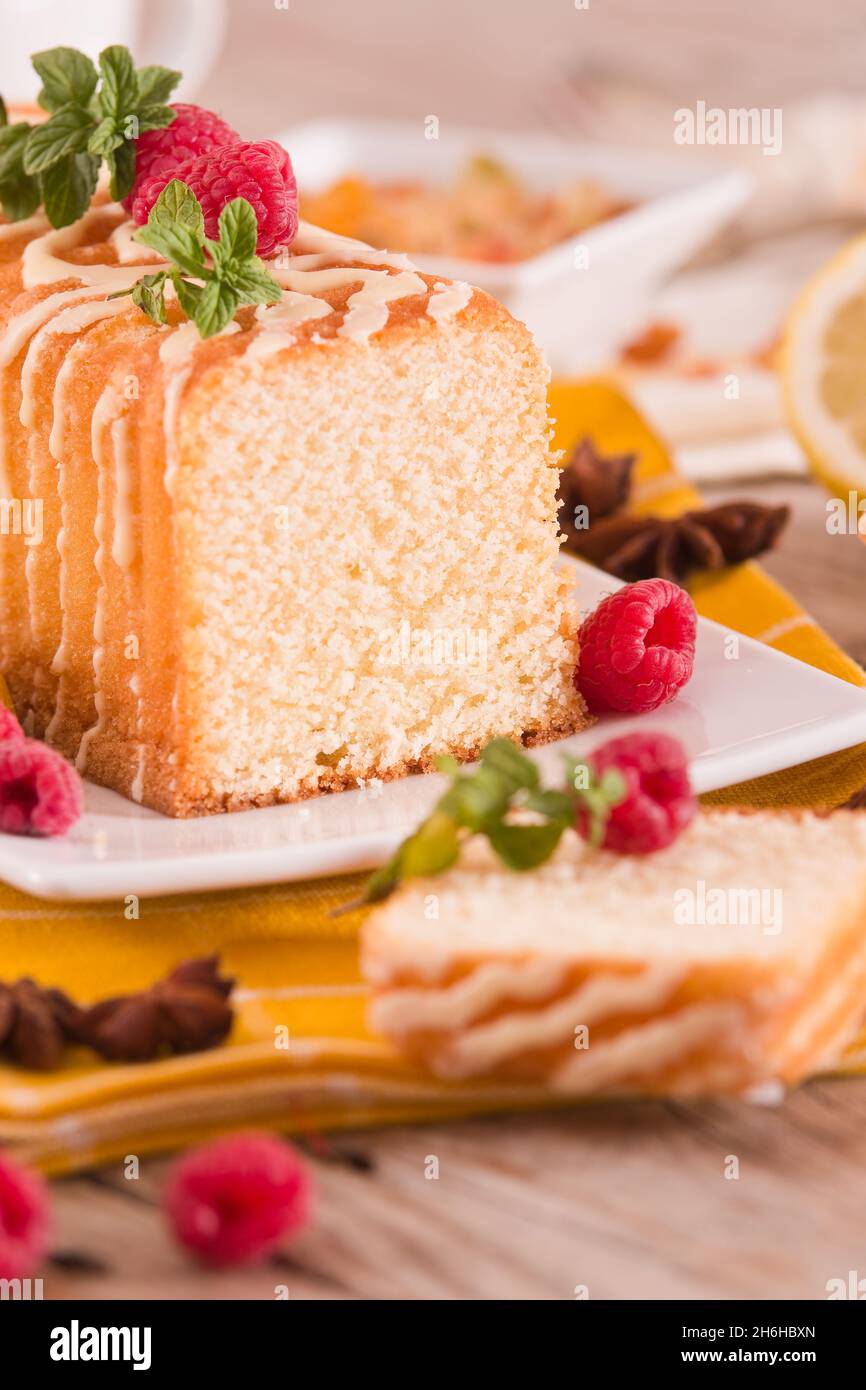 Lemon sponge cake Stock Photo - Alamy