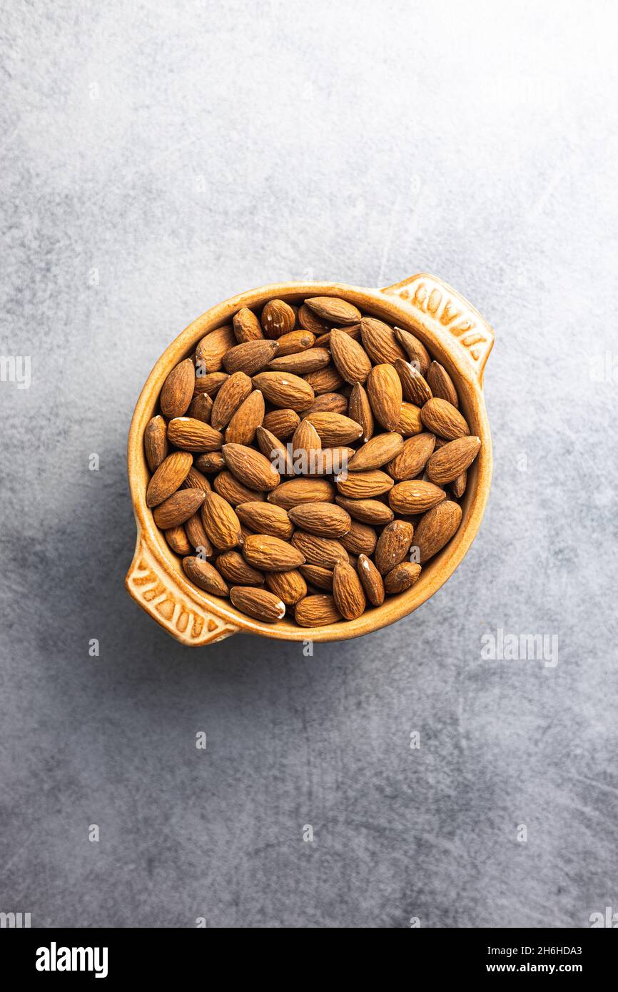 Almonds kernels whole on hi-res stock photography and images - Alamy