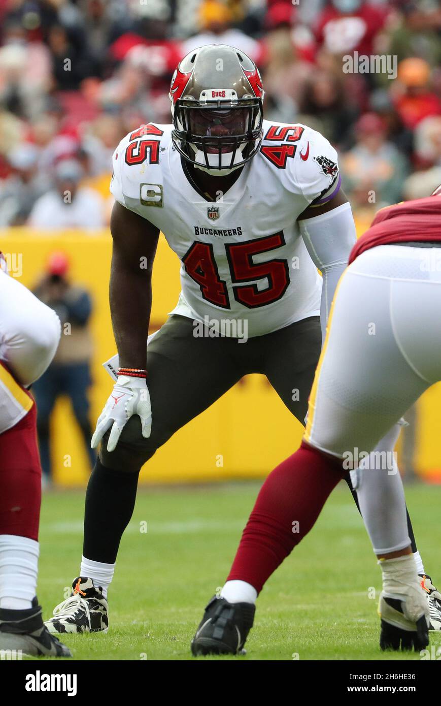 Nov 14, 2021; Landover, MD USA; Tampa Bay Buccaneers inside linebacker ...