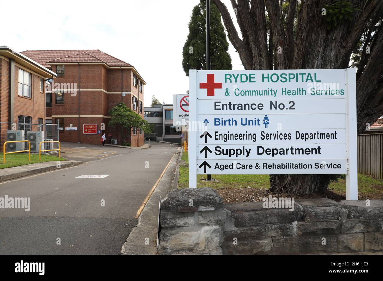 Ryde hospital hi-res stock photography and images - Alamy
