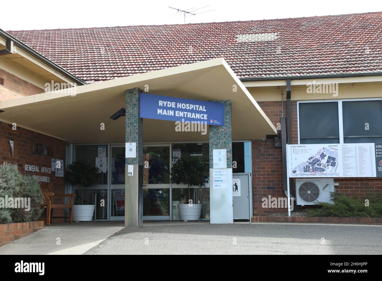 Ryde hospital hi-res stock photography and images - Alamy