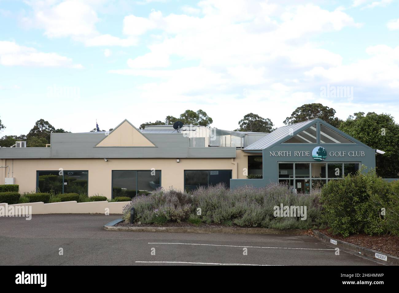 North Ryde Golf Club, Twin Road, North Ryde NSW 2113 Stock Photo - Alamy