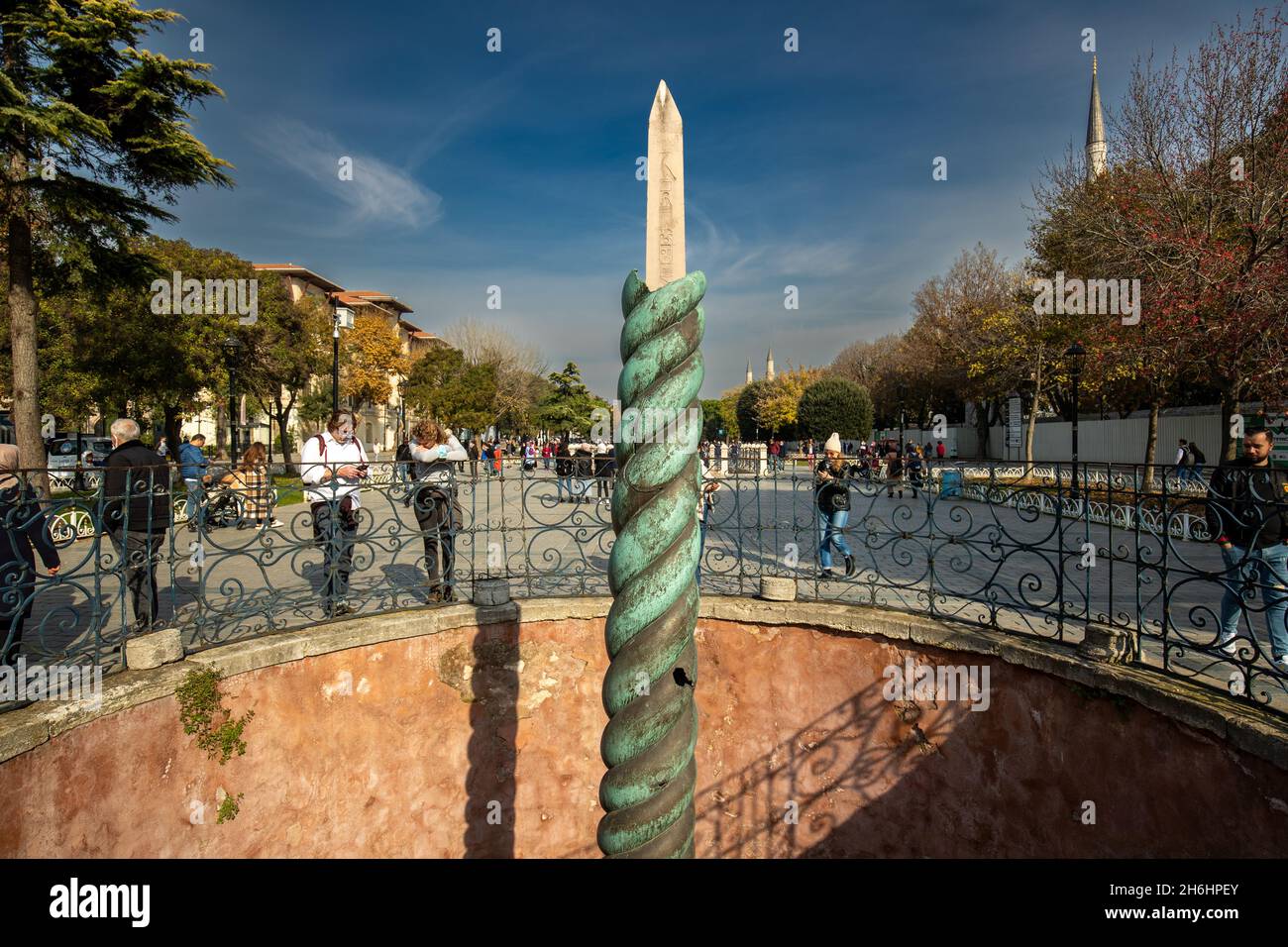 Istanbul serpentine column turkey column hi-res stock photography and ...