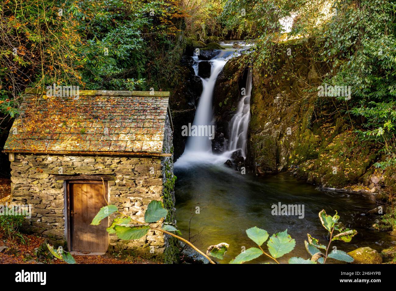 Grotto hall hi-res stock photography and images - Alamy