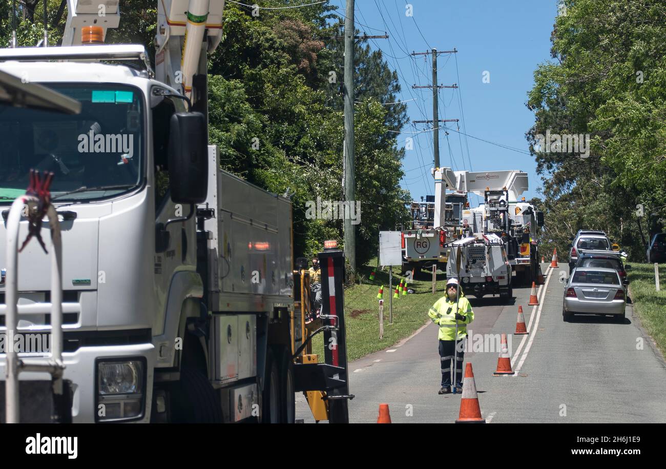 Major works on overhead power supply cables on Tamborine Mountain ...