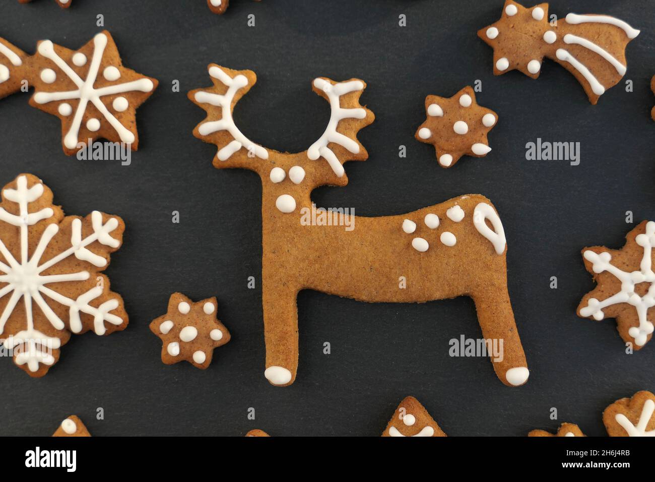Christmas reindeer, gingerbread cookies collection Stock Photo - Alamy