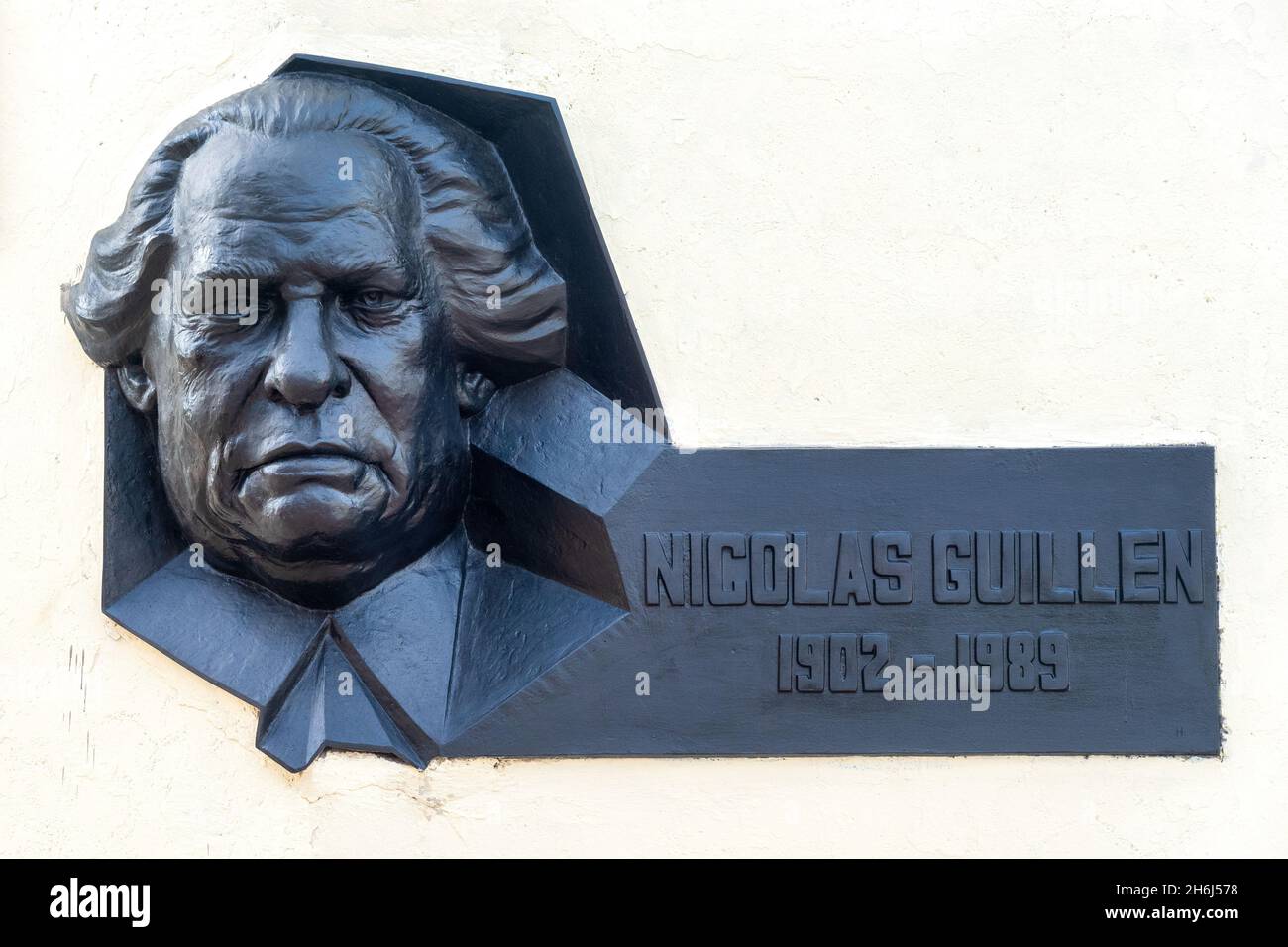 Nicolas guillen camaguey hi-res stock photography and images - Alamy