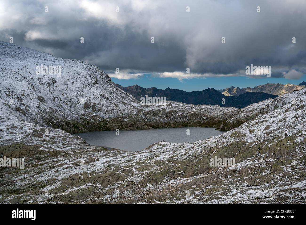Lago Scuro in Val Cadlimo Stock Photo - Alamy