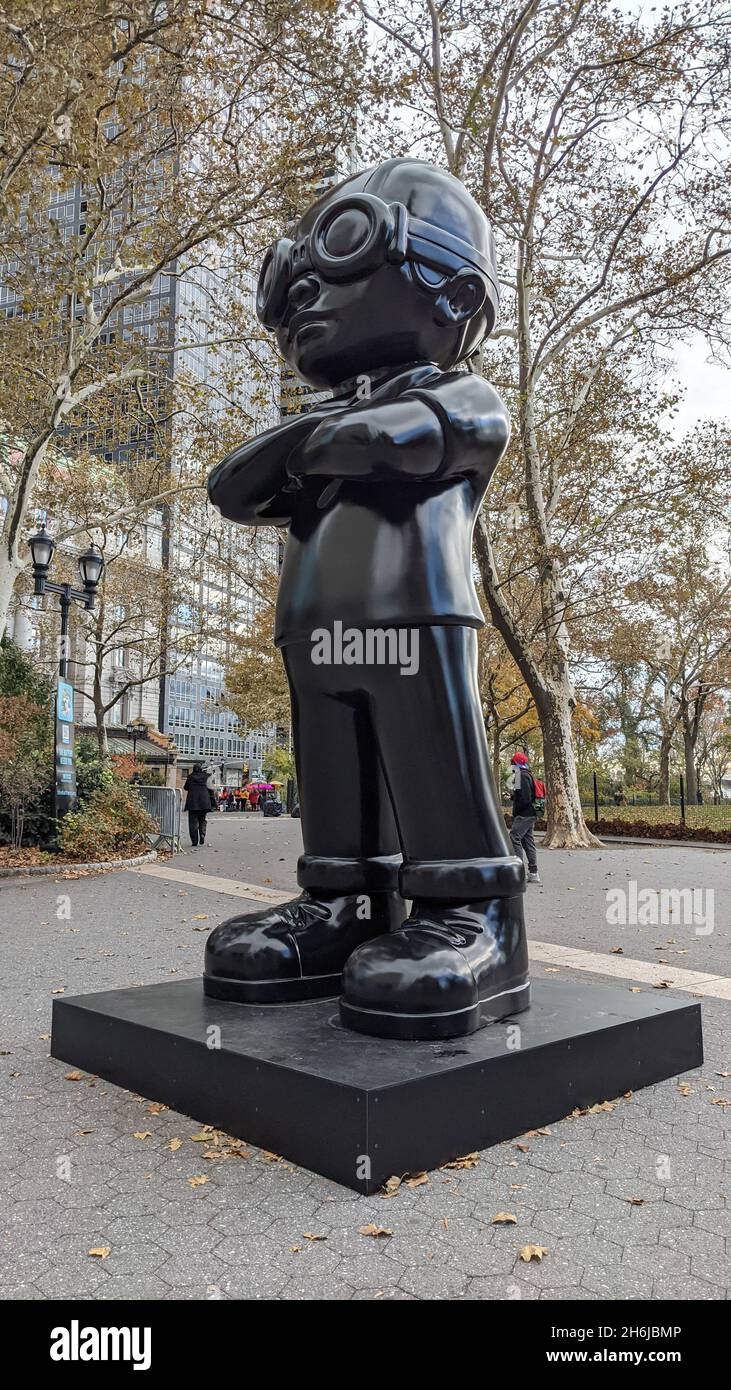 Fly boy sculpture hi-res stock photography and images - Alamy