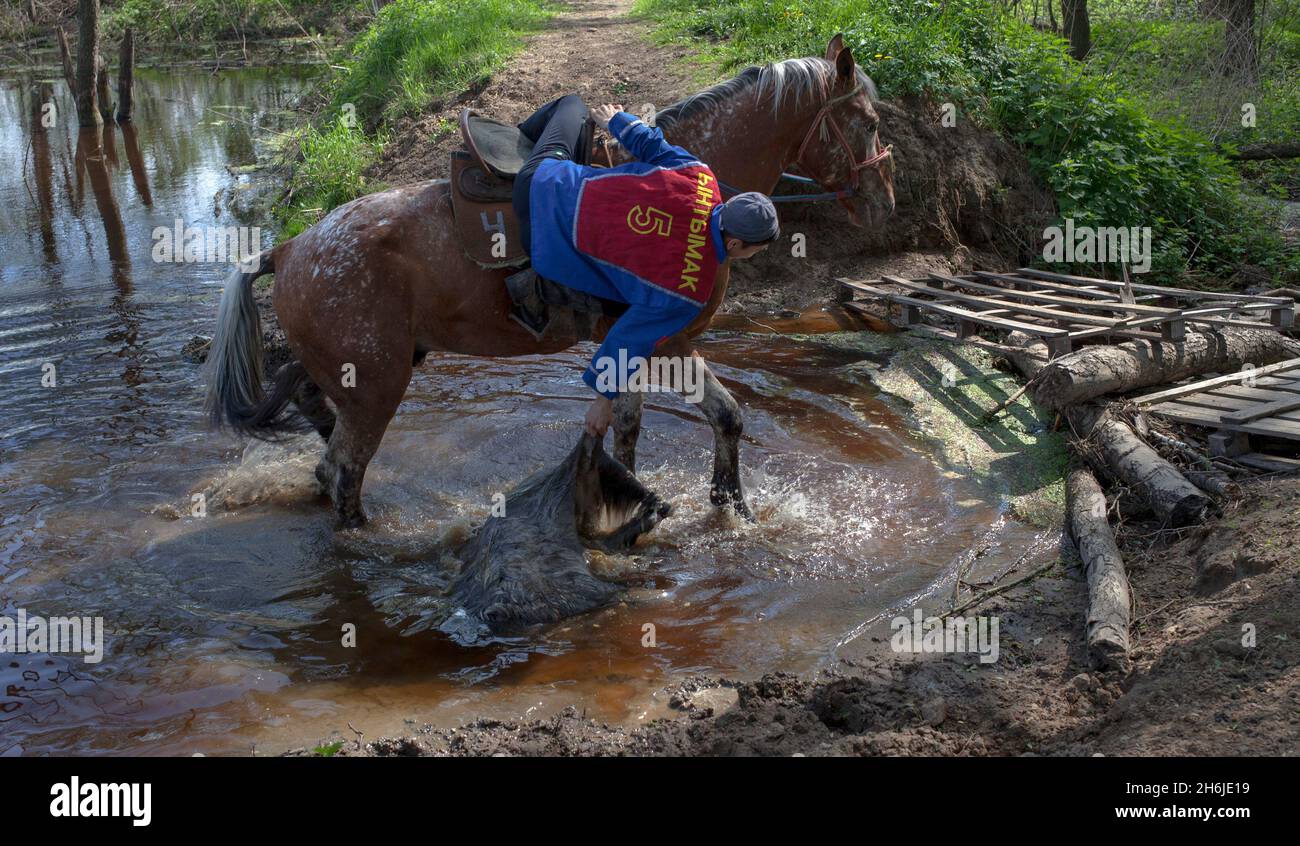 Nomads game kok boru kyrgyz hi-res stock photography and images - Alamy