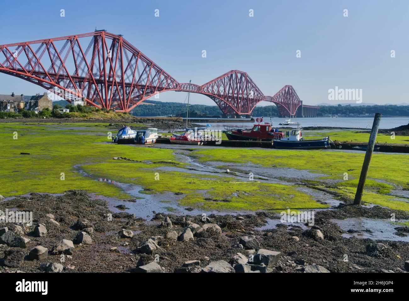 Iconic Forth railway Bridge, Looking south from North Queensferry, Fife ...