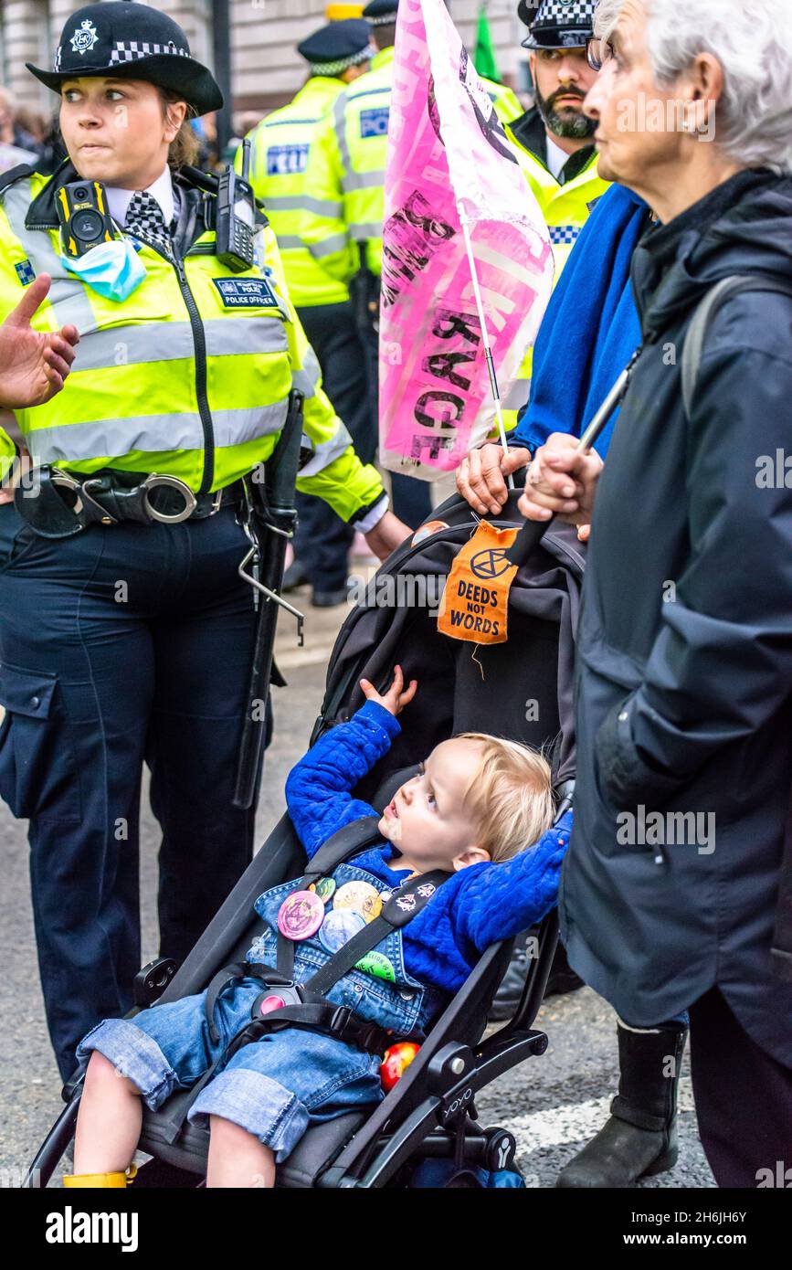Politics police officer police woman protesting hi-res stock ...