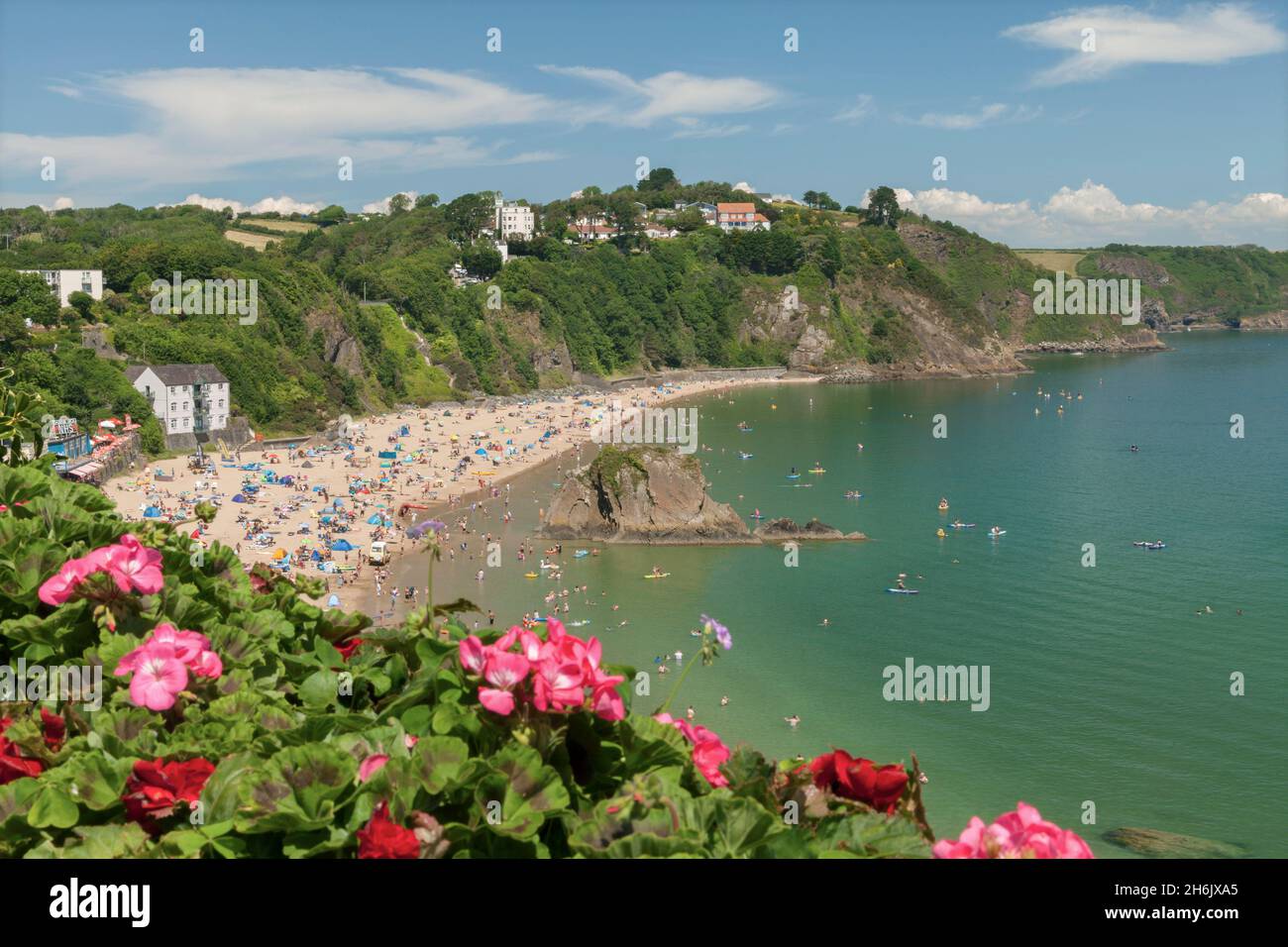 Tenby north beach hi-res stock photography and images - Alamy