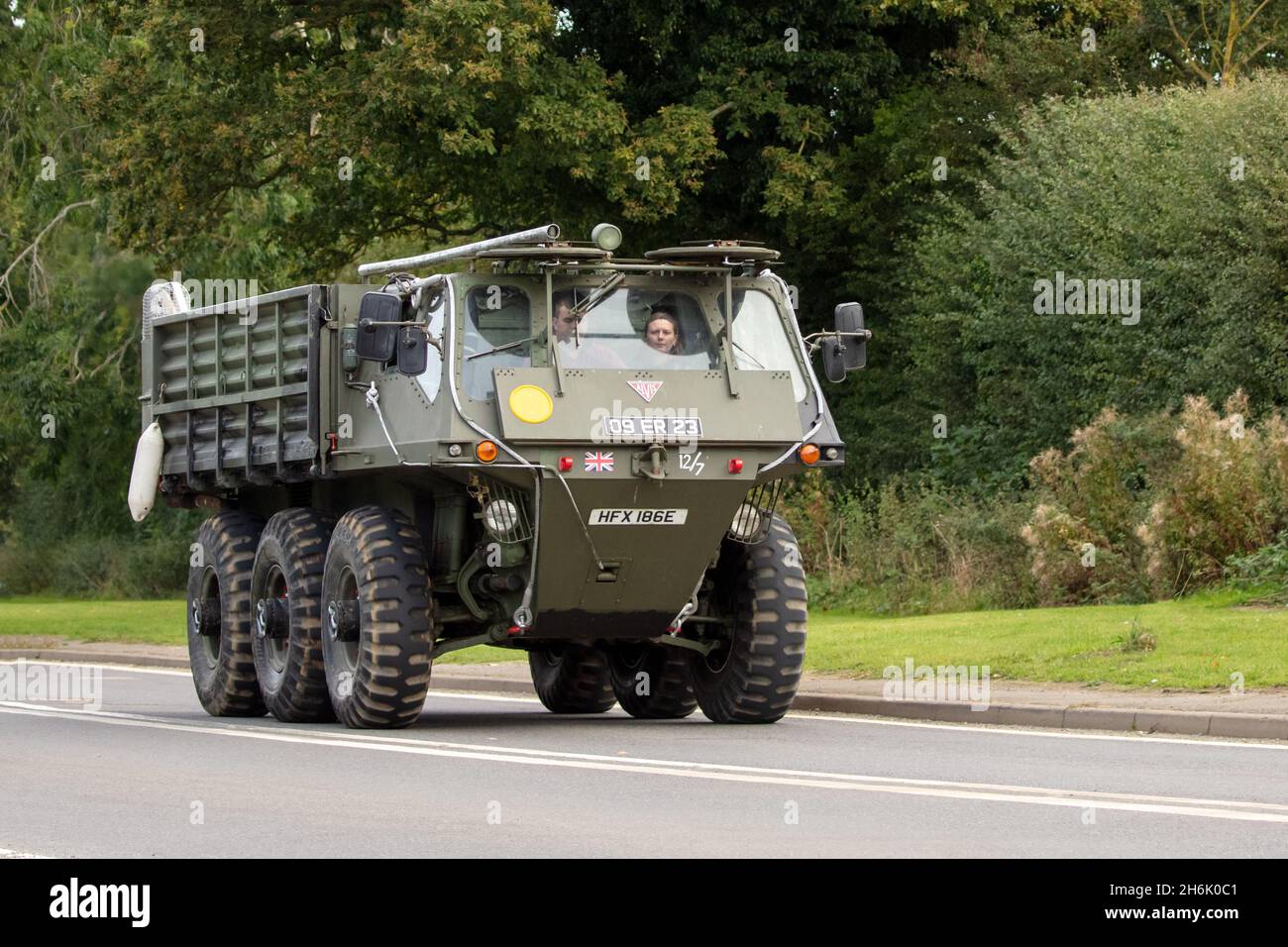 Amphibious truck hi-res stock photography and images - Alamy
