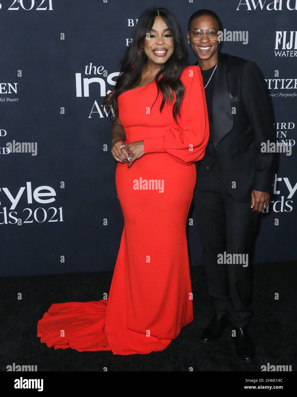 Niecy nash jessica betts hi-res stock photography and images - Alamy