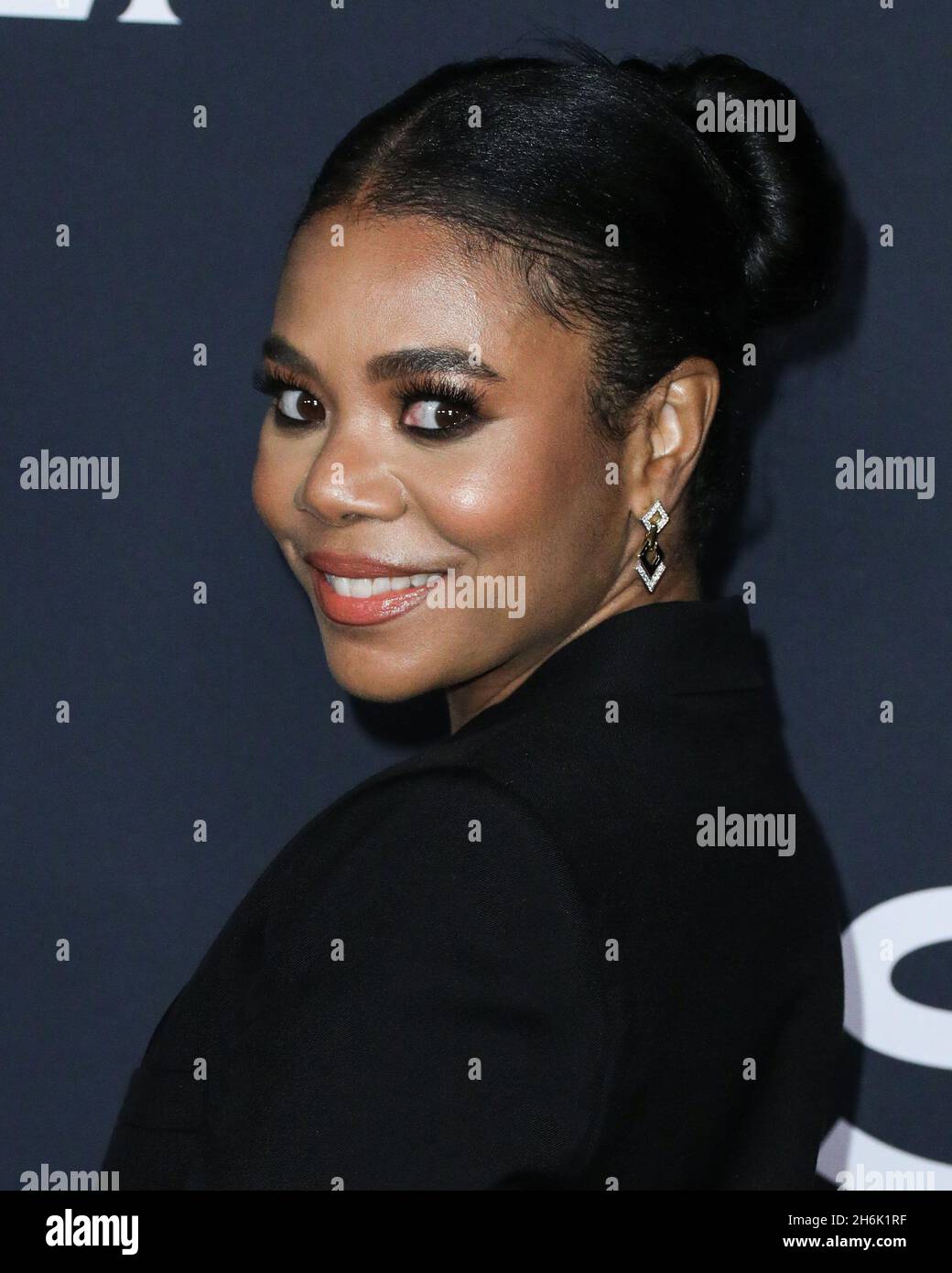 LOS ANGELES, CALIFORNIA, USA - NOVEMBER 15: Actress Regina Hall arrives ...