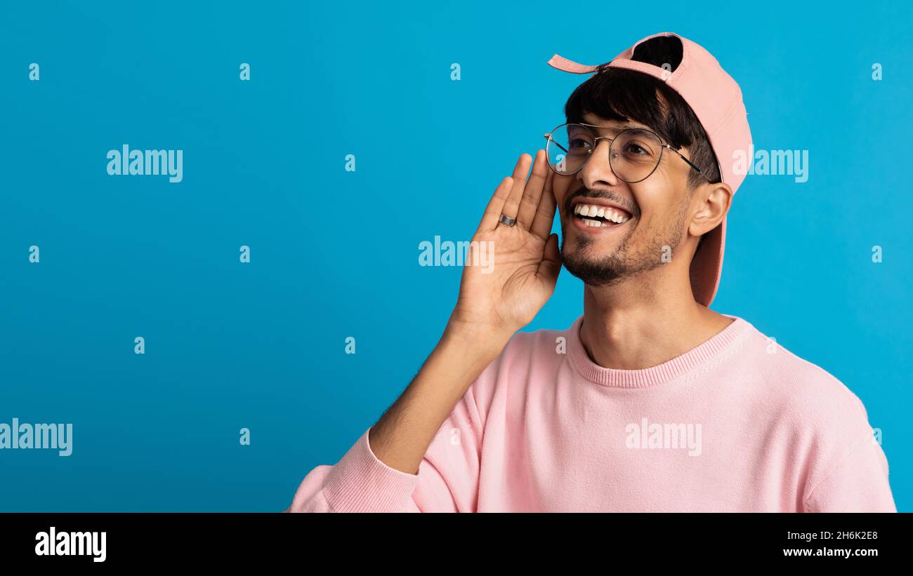 Guy making announcement hi-res stock photography and images - Alamy
