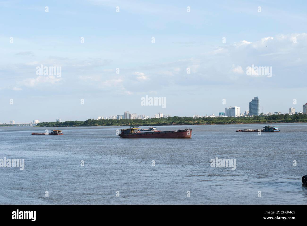 ships running on the river Stock Photo - Alamy