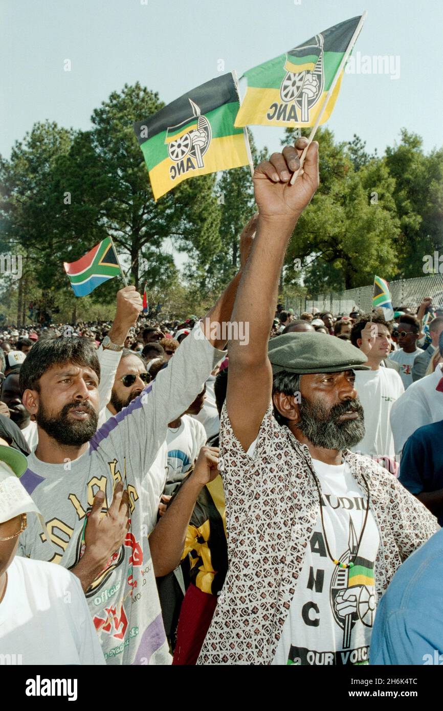 ANC supporters at the 1994 inauguration of Nelson Mandela, Union ...