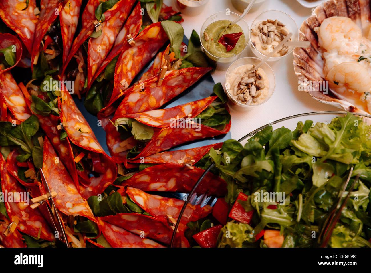 Furshet table hi-res stock photography and images - Alamy