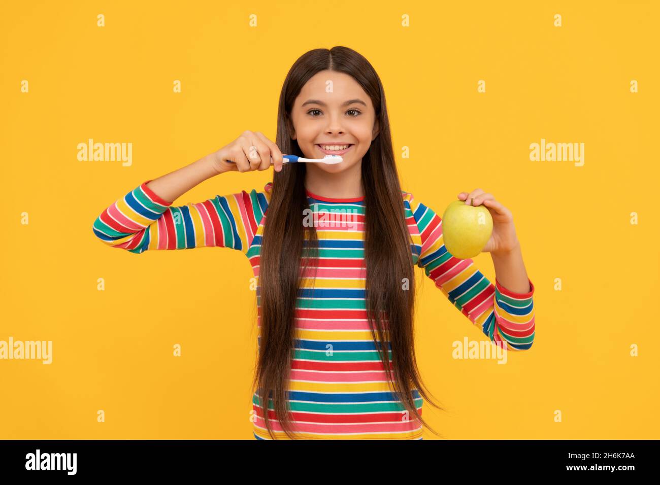 Strong teeth hi-res stock photography and images - Alamy