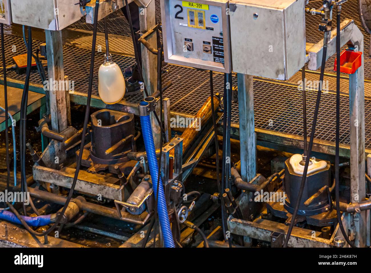 At the Iittala Glass Factory you can follow the production of all kinds ...