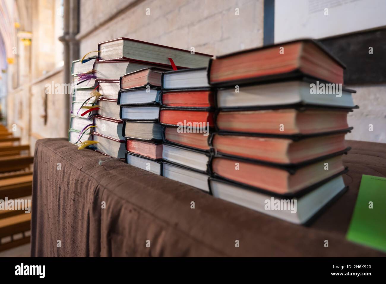 Pile of bibles hi-res stock photography and images - Alamy