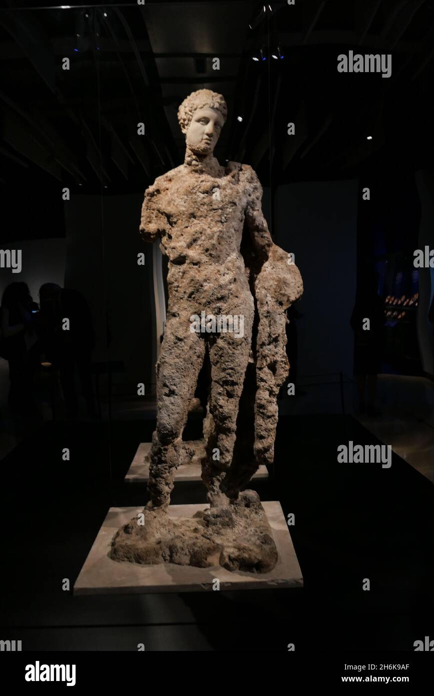 Ancient greek thinkers hi-res stock photography and images - Alamy