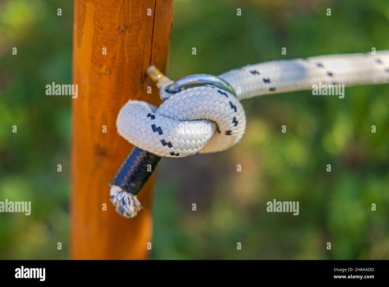 Basic Simple Knot at End of White Rope Stock Photo - Alamy