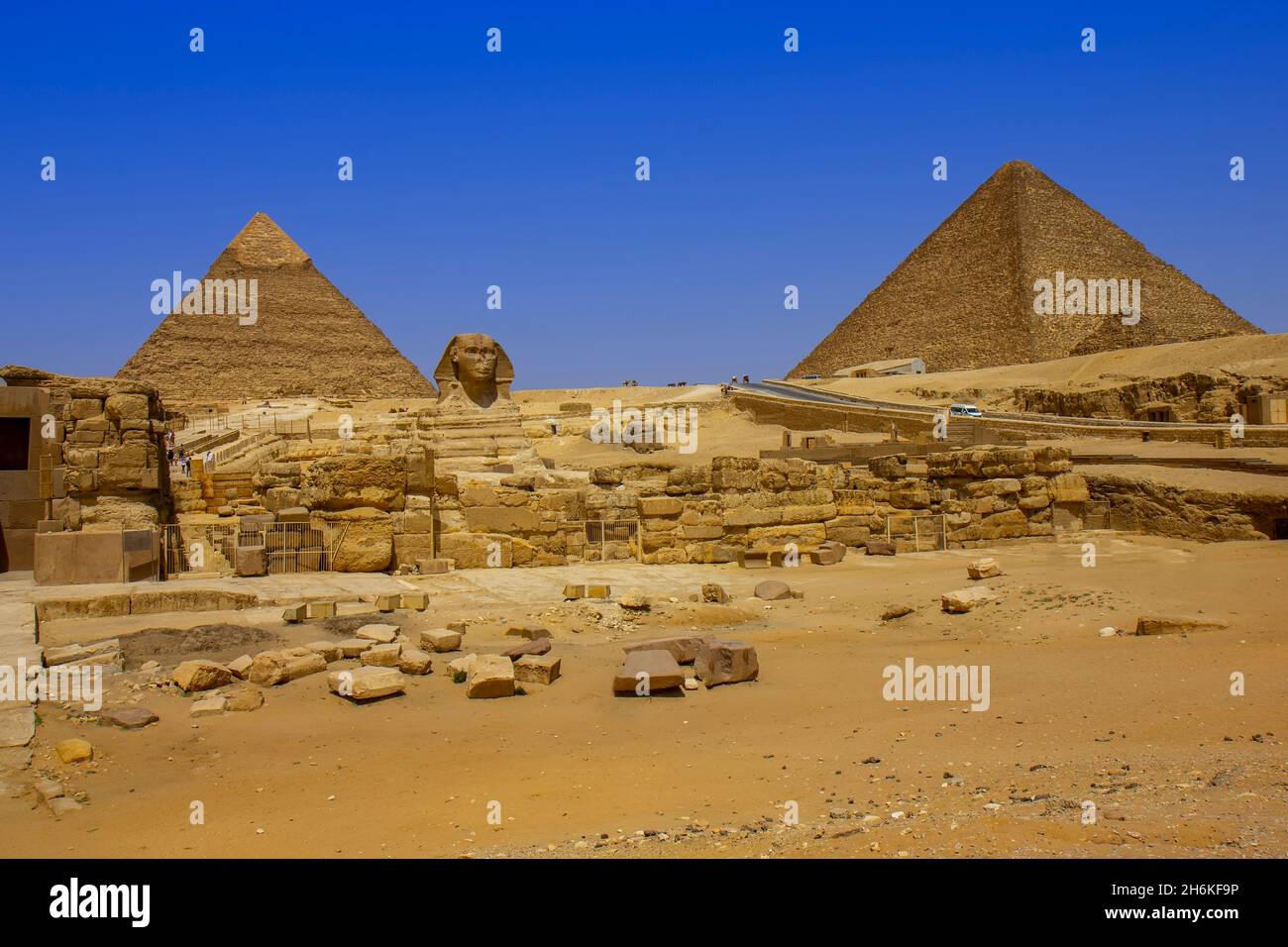 The great pyramids and Sphinx monument in Giza, Cairo, Egypt Stock ...