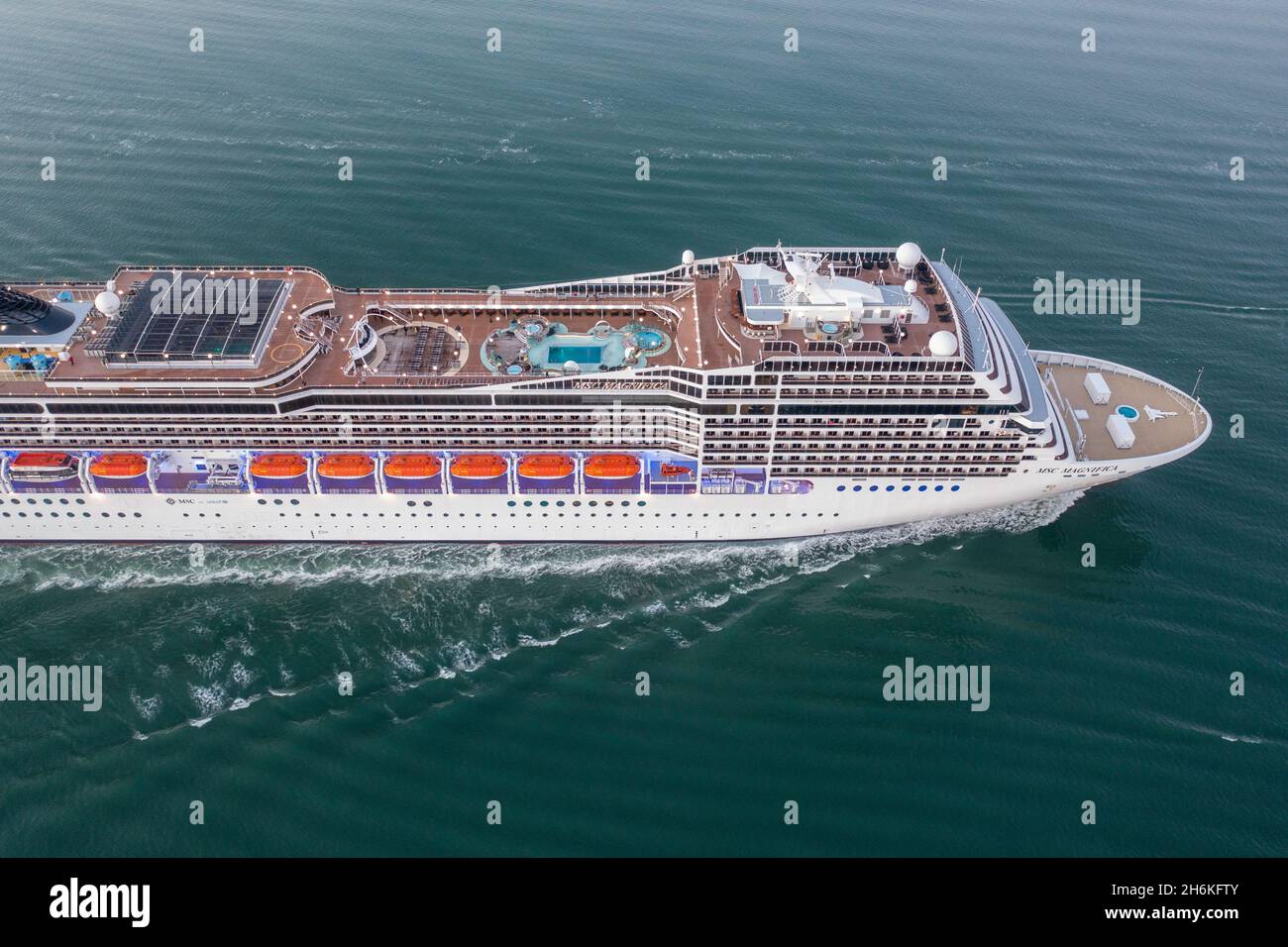 Msc magnifica msc ship hi-res stock photography and images - Alamy