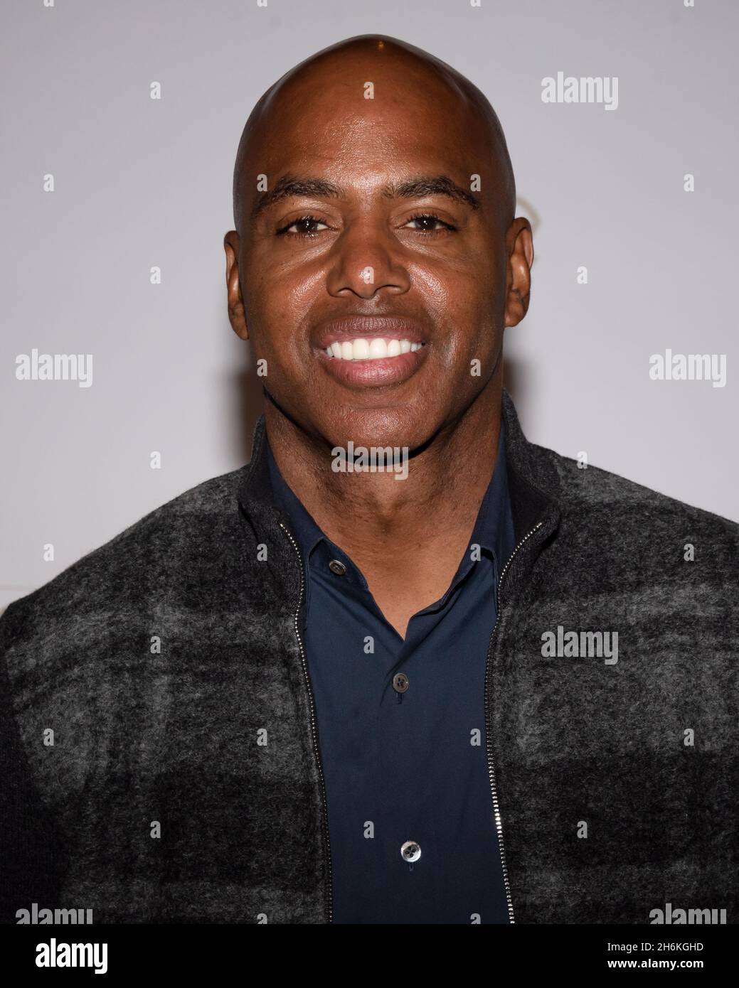 15 November 2021 - Los Angeles, California - Kevin Frazier. Range Rover ...