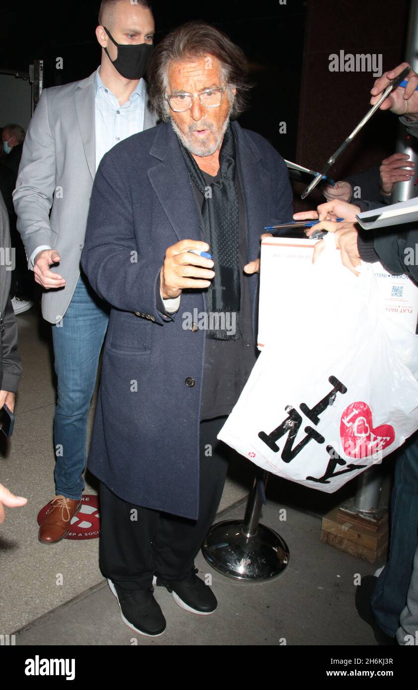 Al pacino house of gucci 2021 hi-res stock photography and images - Alamy