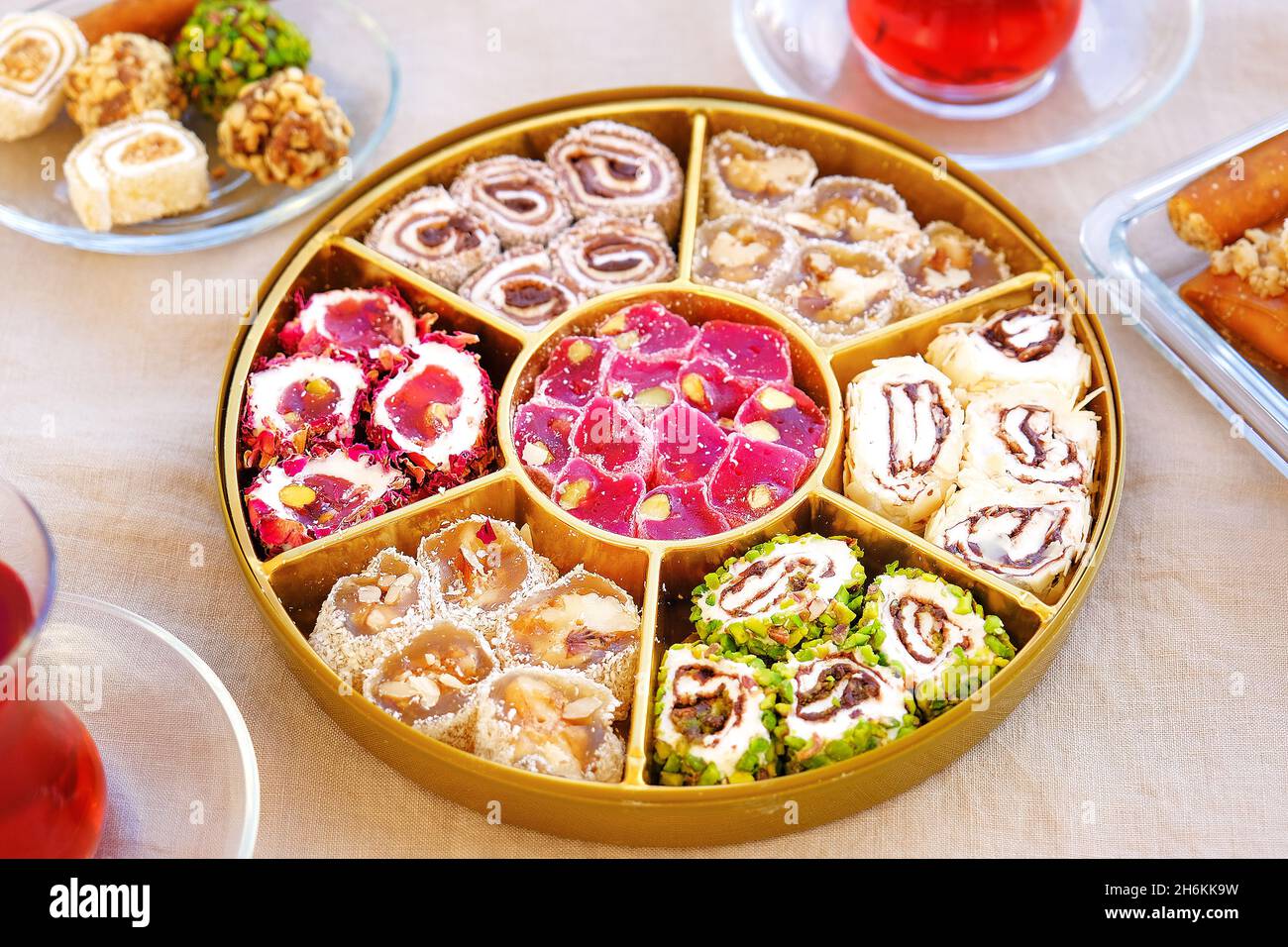 Turkish delight. Oriental lokum and muska pestili Stock Photo - Alamy