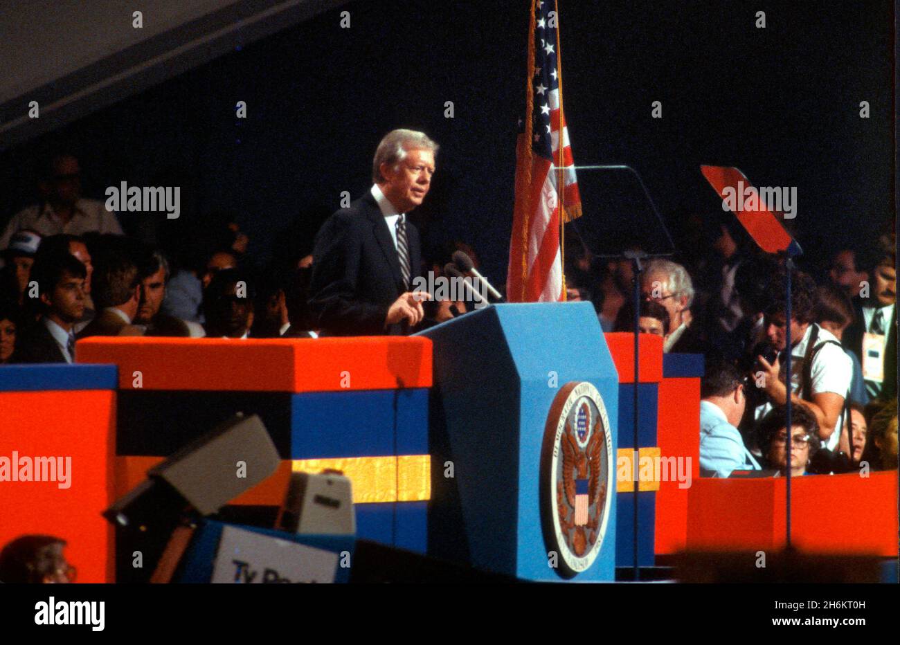 Former United States President Jimmy Carter addresses the 1984 ...