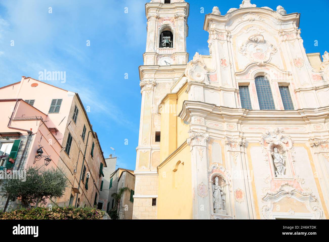 Cervo ligure, Italian roman city of the Ligurian riviera, in summer ...