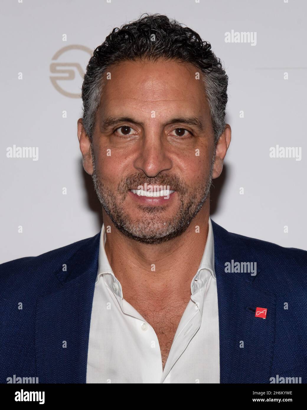 November 15, 2021, Los Angeles, California, USA: Mauricio Umansky ...