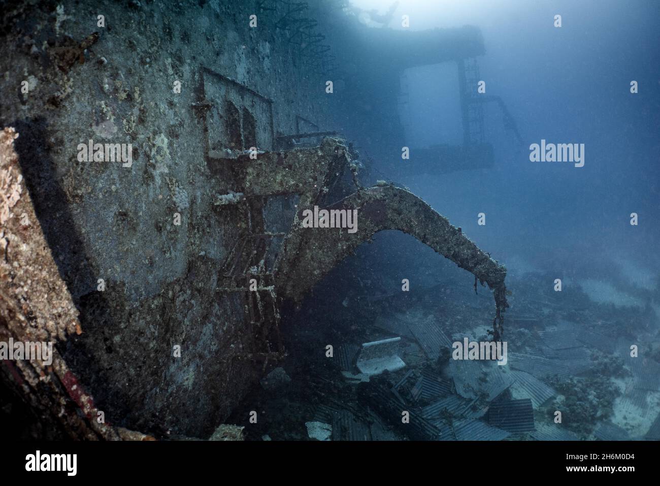 The wreck of the Salem Express lying down at 32 meters deep near Safaga ...